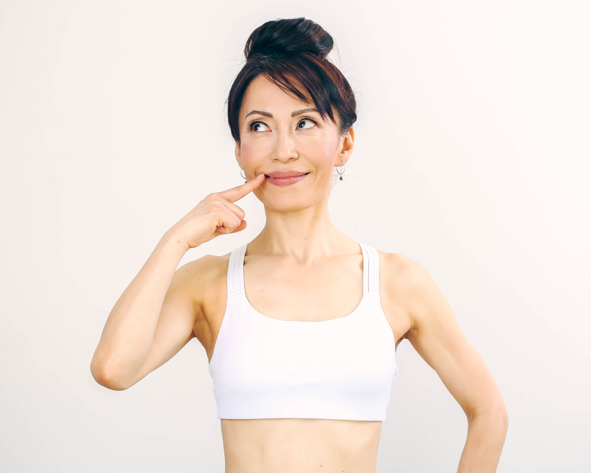 How To Practice Face Yoga The Right Way: Mini Guide